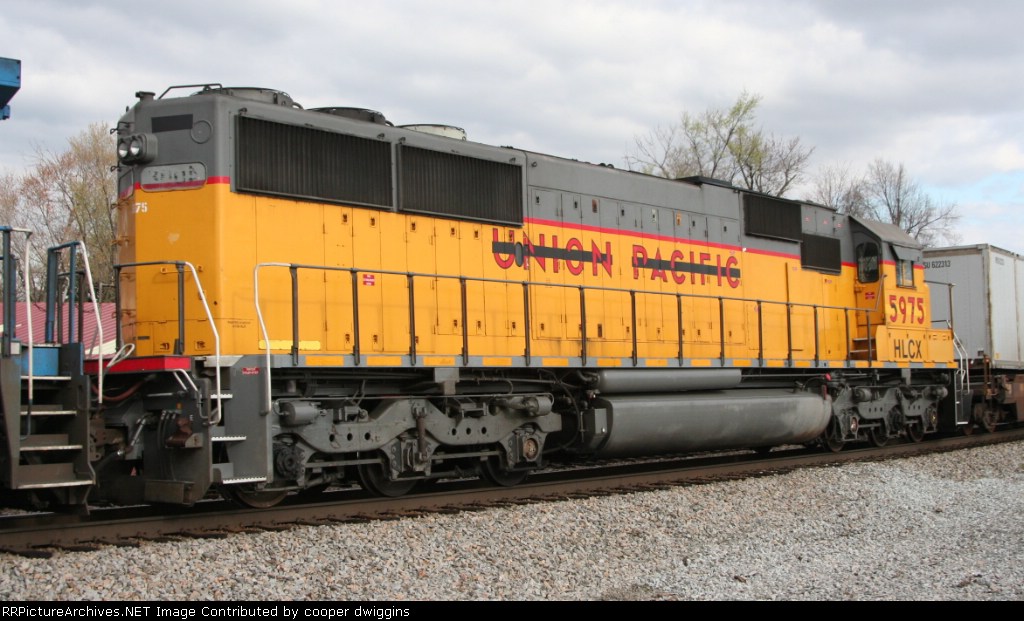 ex-UP, exx-CNW SD60 on 218